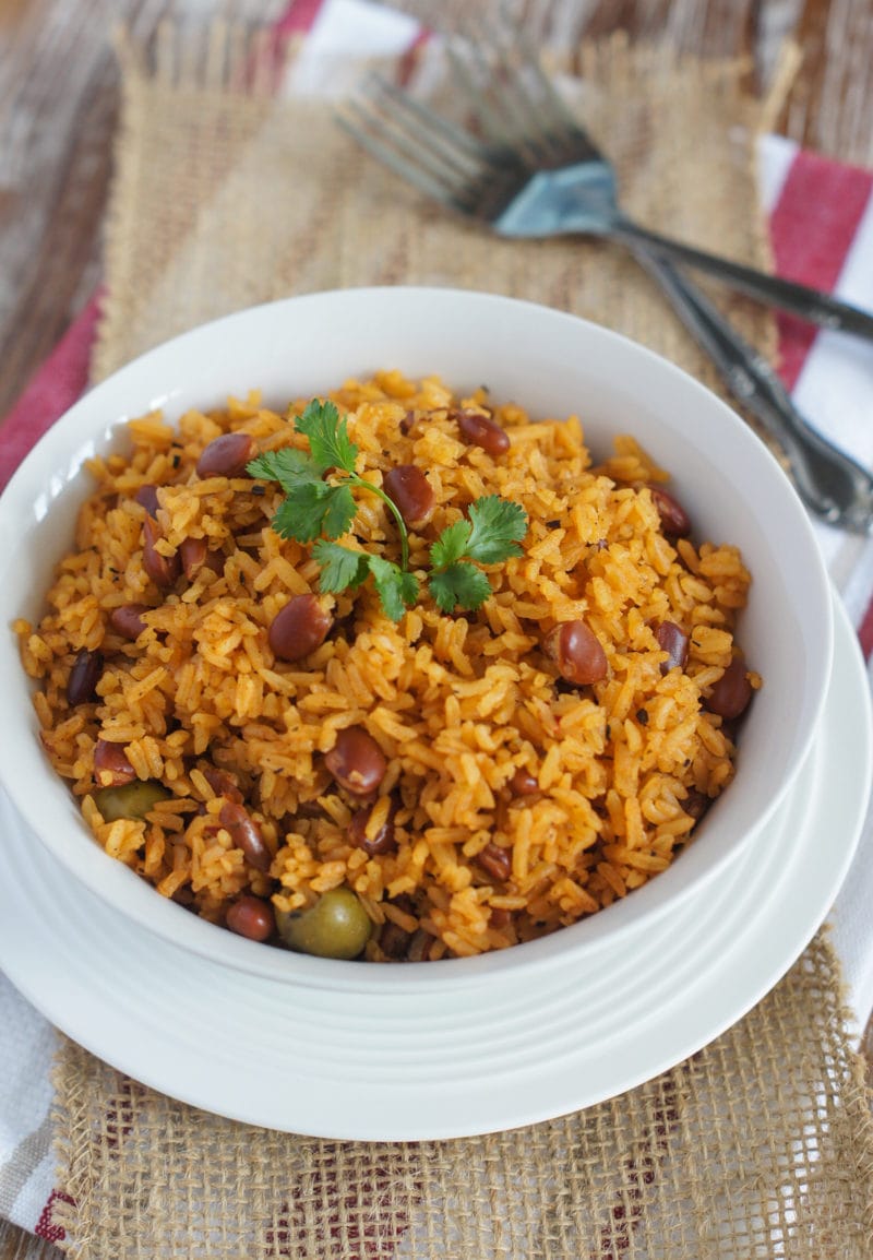 Moro de Habichuelas Rojas (Arroz con Habichuelas Dominicano) - My ...