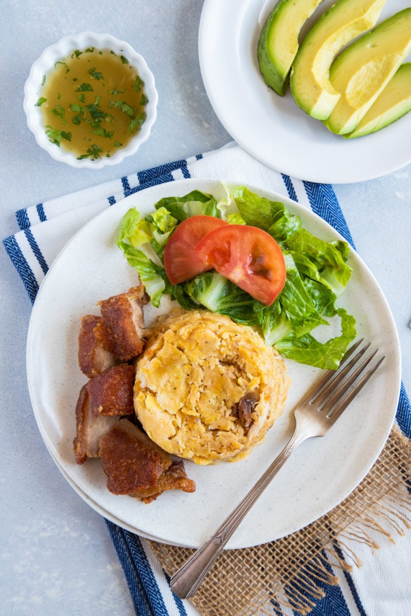 Mofongo (Plátanos Majados con Ajo y Chicharrón) - My Dominican Kitchen